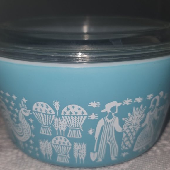 Pyrex | Kitchen | Vintage Pyrex Turquoise Amish Butterprint 473 Qt ...